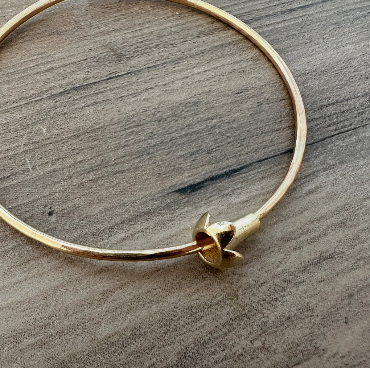 Single Floating SOLID 14k Gold Puakenikeni Bangle – tidepoollove